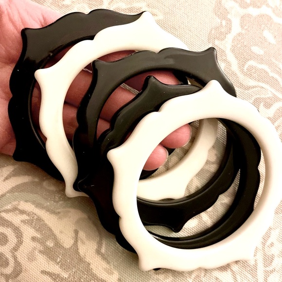 Artisan | Jewelry | New Resin Black And White Bangles | Poshmark